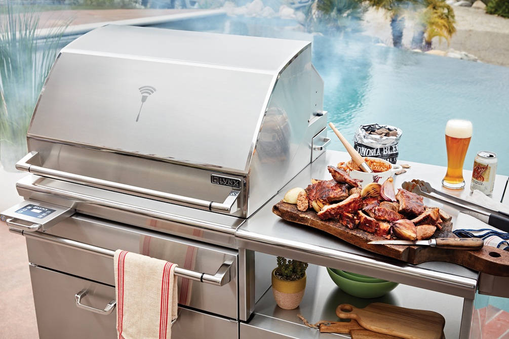 The Ultimate Outdoor Barbecue Appliance Guide: Grills, Side Burners ...