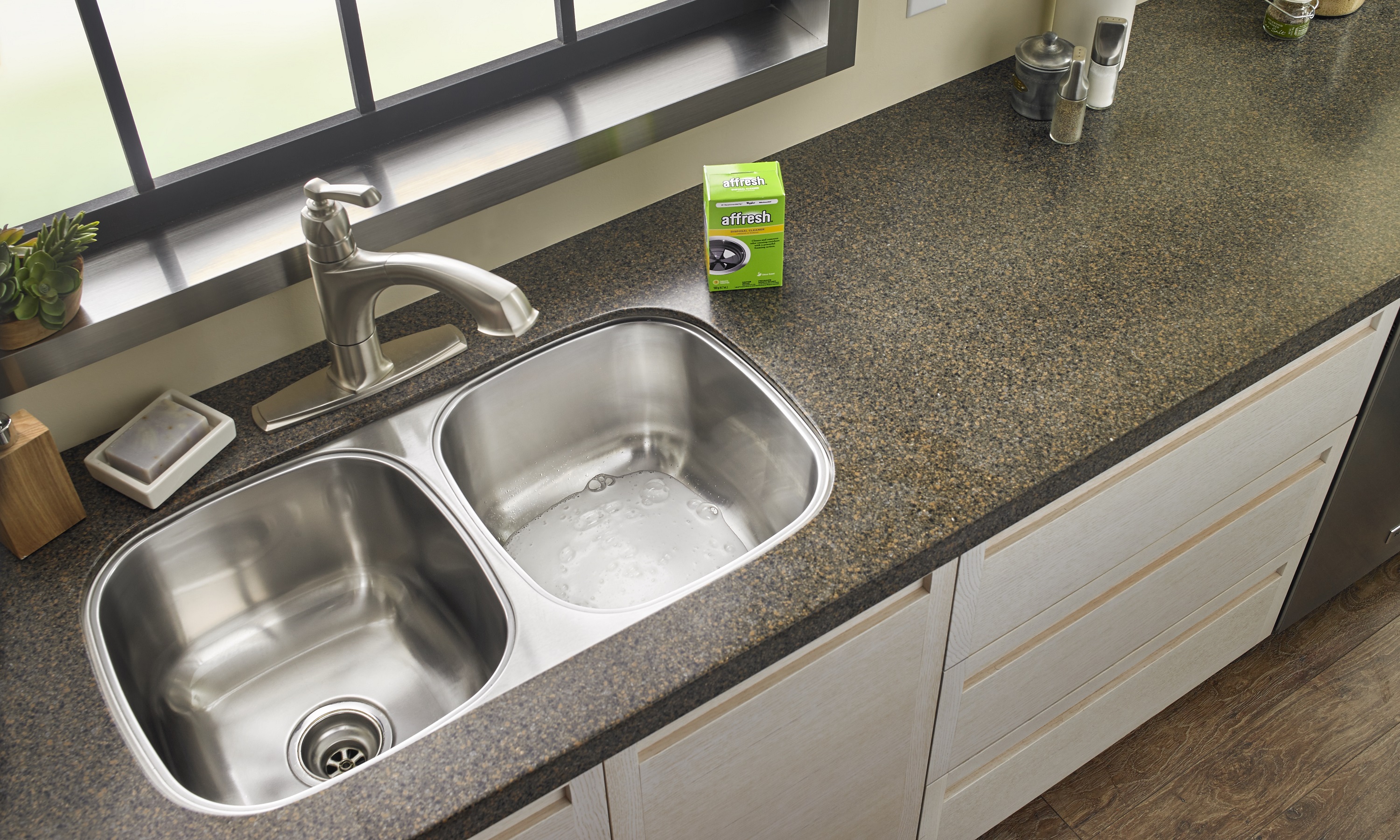 Food Disposal/ Food Compactor Los Angeles. Home & Kitchen Appliance ...