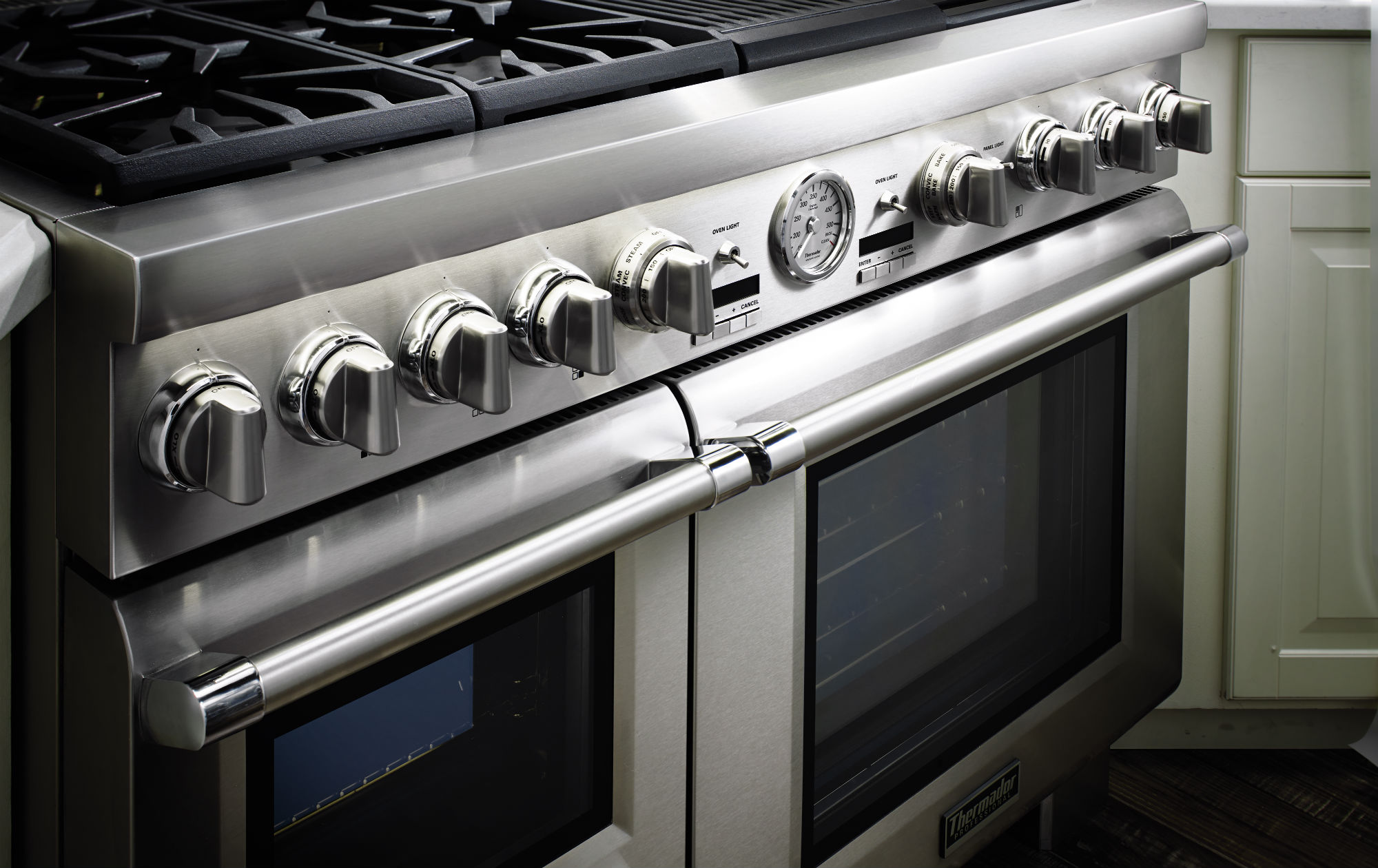 Cooking Ranges Store Los Angeles | Universal Appliance and Kitchen Center